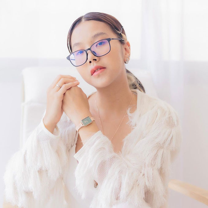 เปิดวาร์ป น้องนุ๊ก ปนิสรา สาวแว่นหน้าหวาน ขวัญใจหนุ่มๆ ในโซเชียล