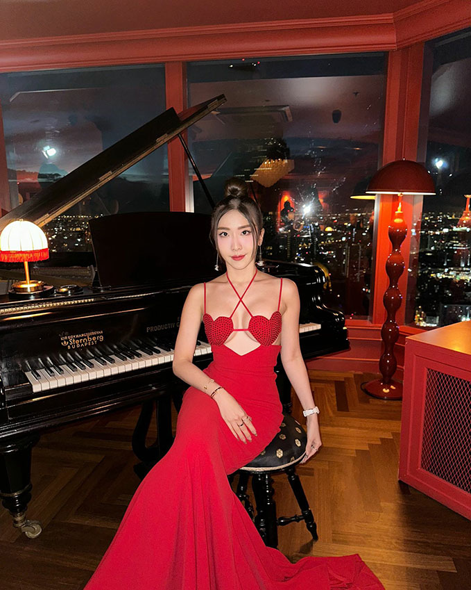 เปิดวาร์ป น้องจูน Napamol Limviriyalerd สาวสวยทรงเสน่ห์ ผลงานแซ่บ