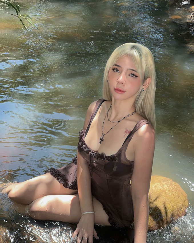 เปิดวาร์ป Pham Thi Que Nhi นางแบบสาวเวียดนาม ตัวตึงในวงการ